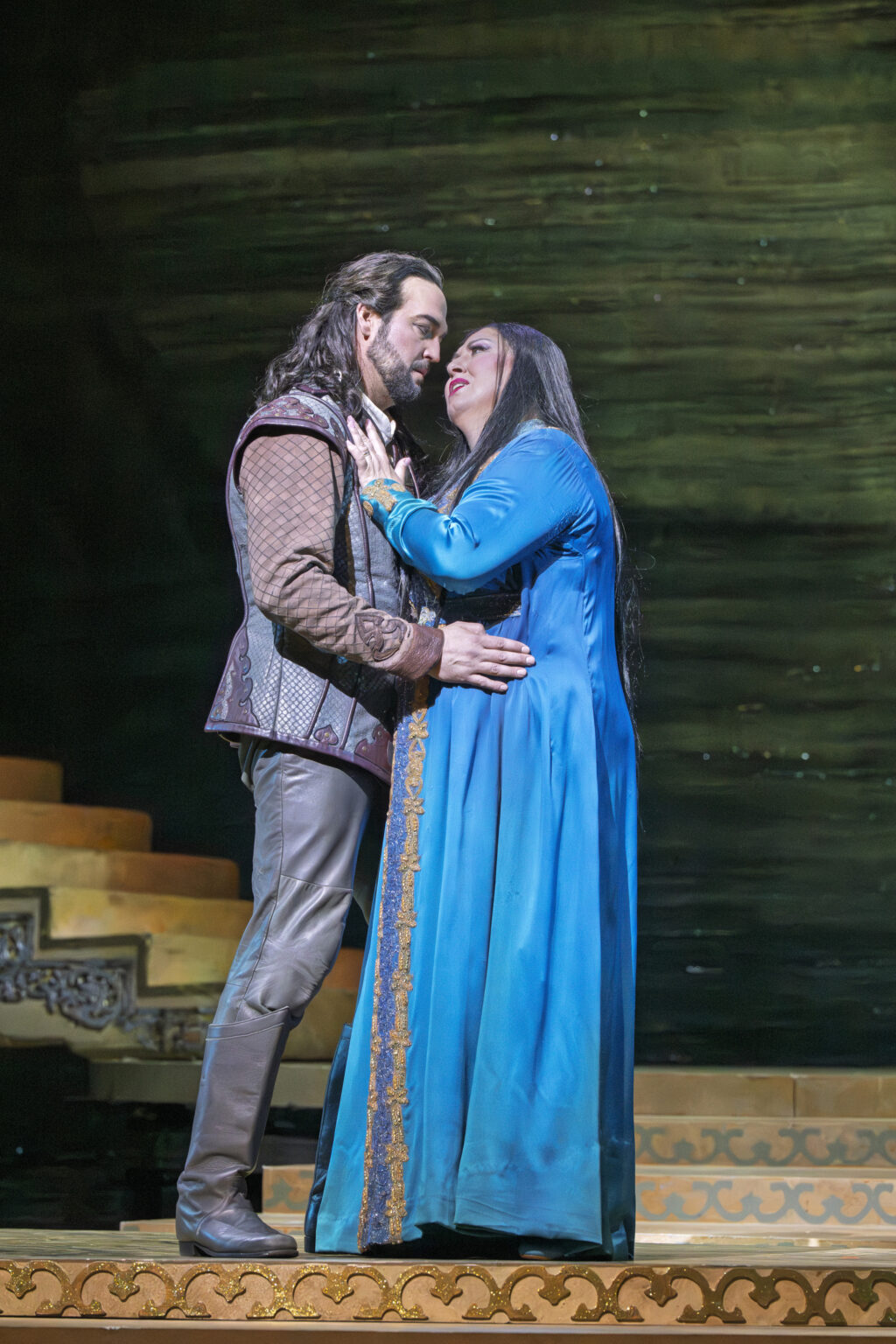 Leading a strong cast, Jagde proves a Calaf for the ages in Met’s ...